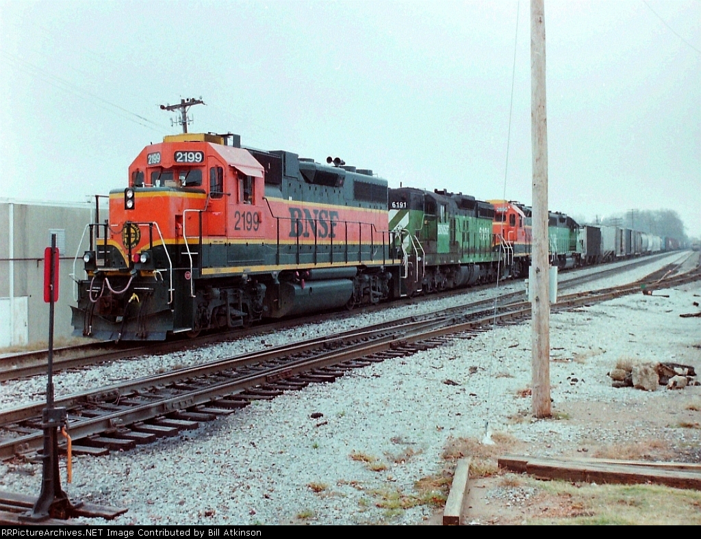 BNSF GP38-2